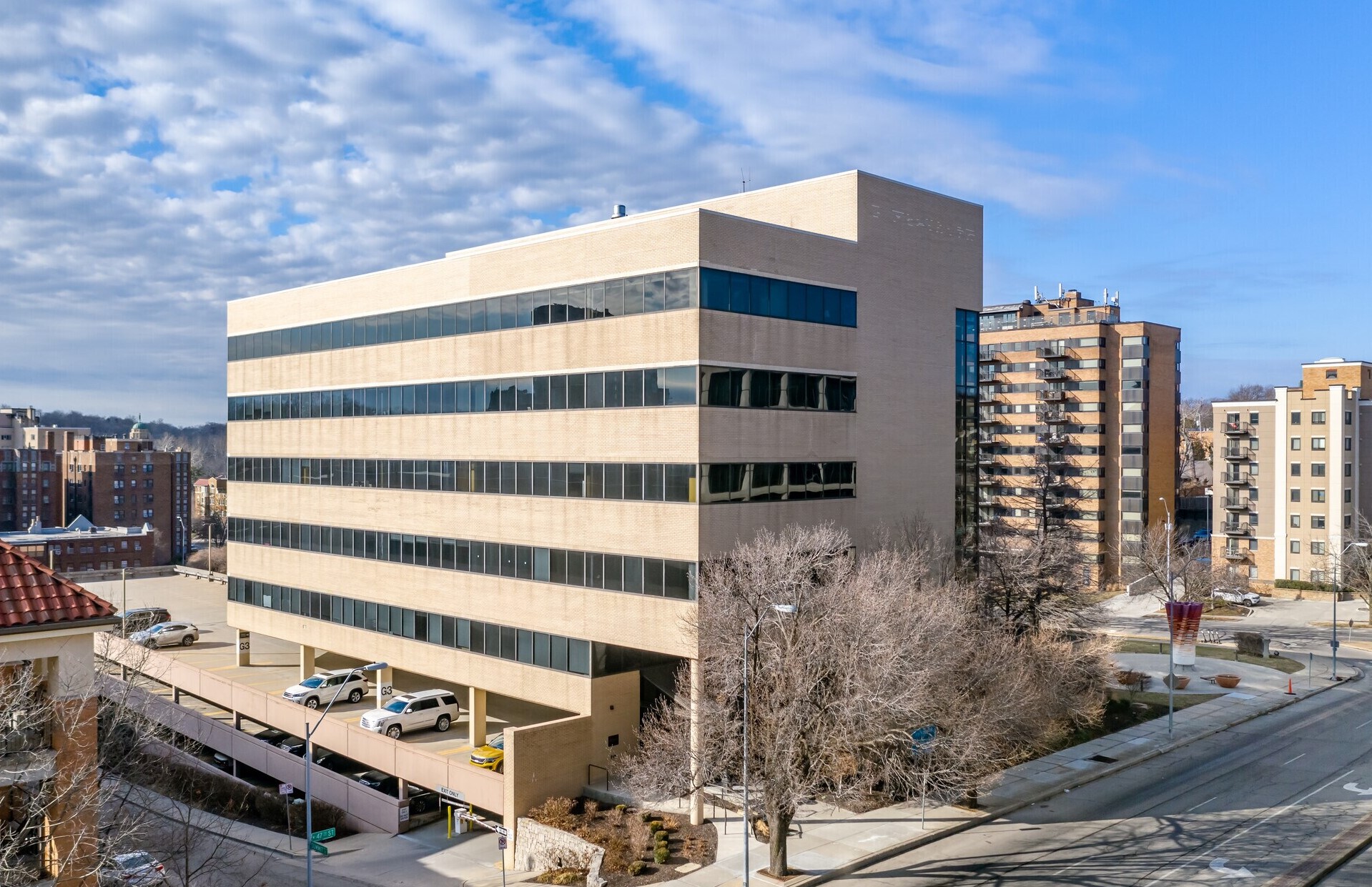 AREA Real Estate Advisors Brokers Plaza Office Reinvestment and Law ...